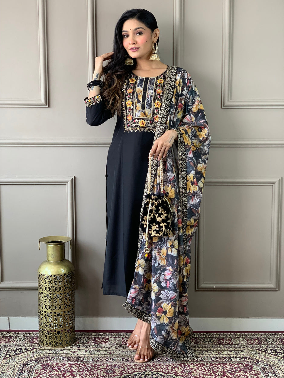 Naira Fashion